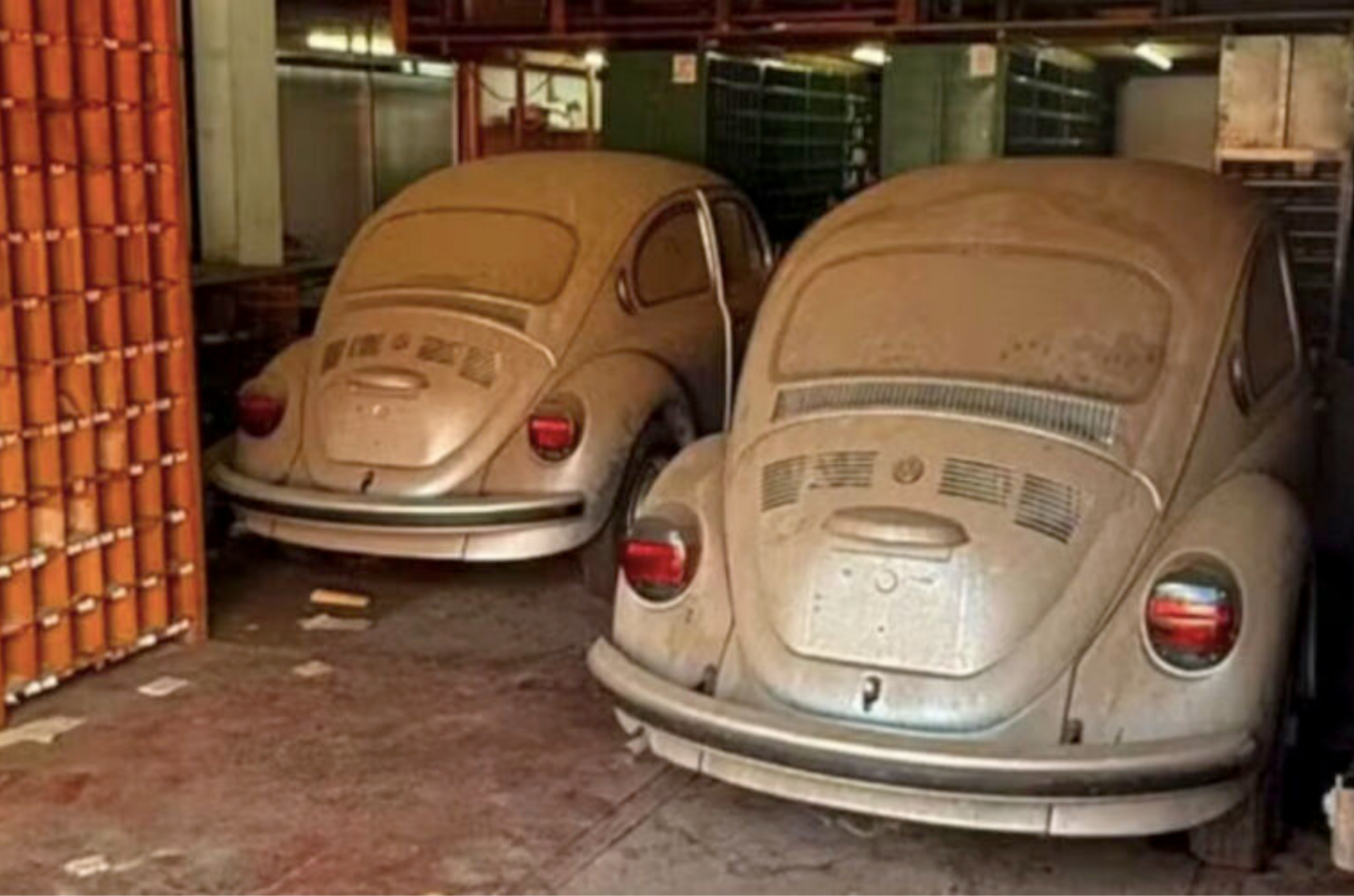 Dia do Fusca revela concessionária com carros zero km guardados há ...